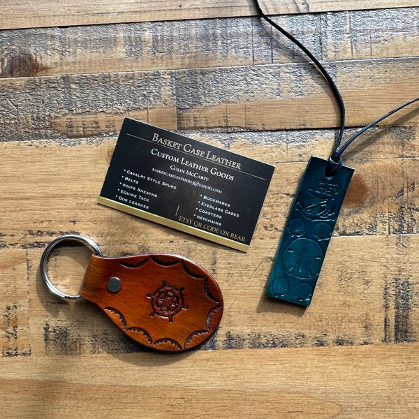 American Wildlife Keychain. 14 Different Animals. - Etsy