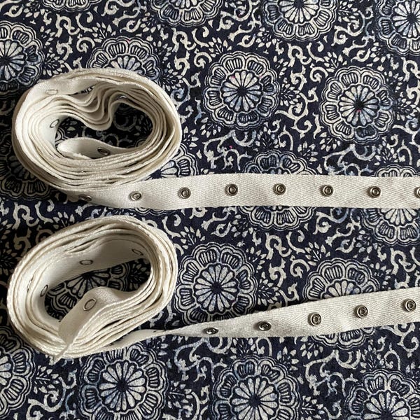 Frog Closure Buttons, Chinese Buttons in Black and White, Braid Frog ...