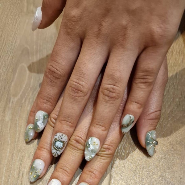 3D Sun Star Gothic Press on Nails Short Almond Nails/green Nails/gothic ...