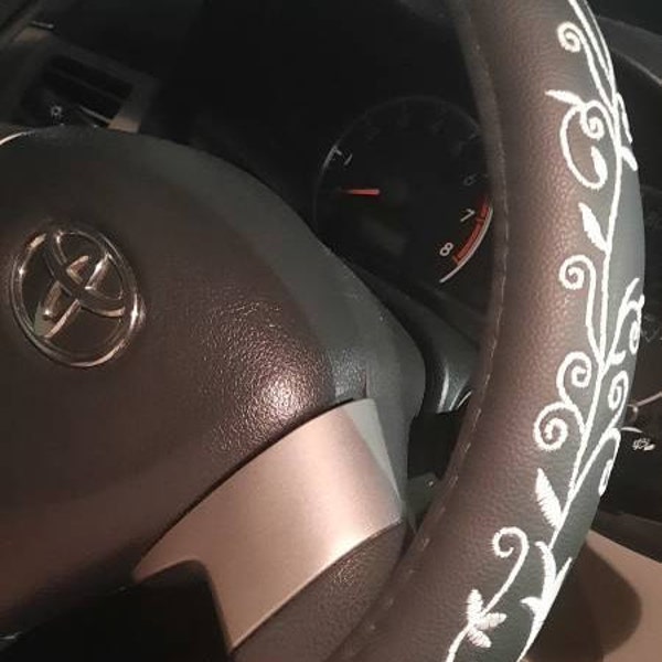 Retro Fashion Beige Brown Steering Wheel Cover,custom Text Four Seasons ...