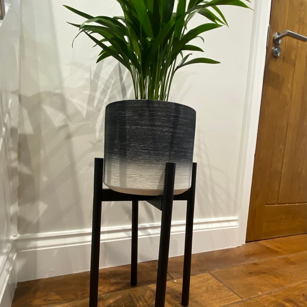 Round Plant Pot Stand - Round Plant Pot Stand - Hand Made in Uk in ...