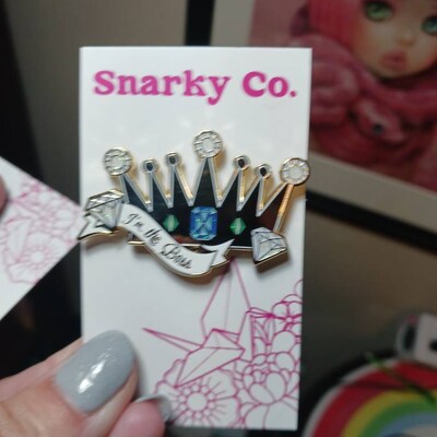 The Queen Pin - Etsy