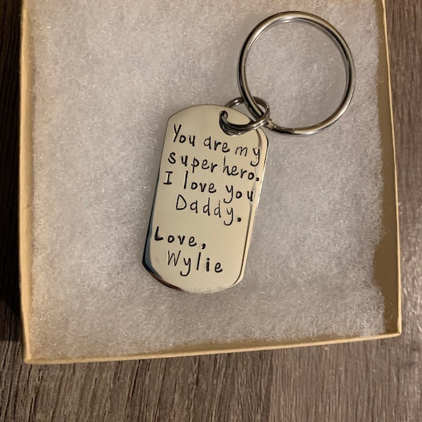 Super Hero Dad Keychain Gift for New Dad Love Daddy Keychain ...