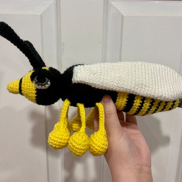 Great Big Wasp - Crochet Pattern PDF - Etsy