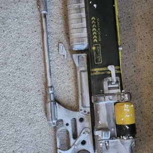 Game Prop Mini Nuke Bomb Container Box Nuka Cola Quantum Bottle Fat Led ...