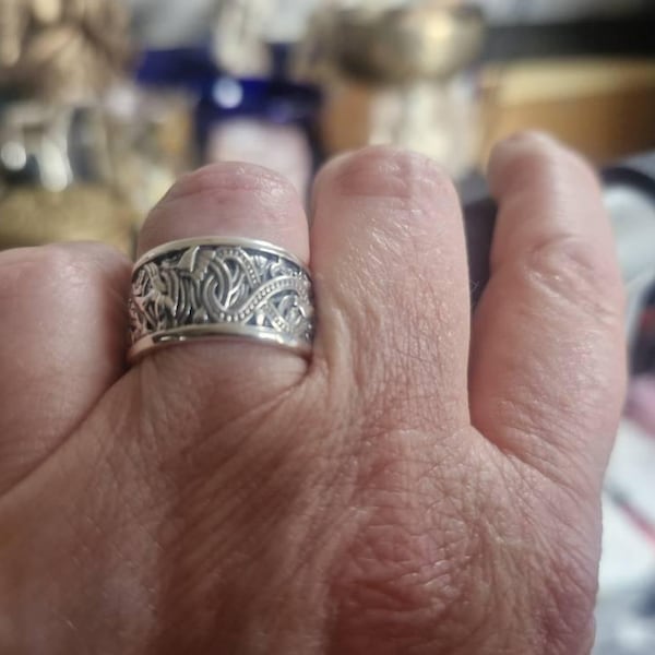 Sigurd and Fafnir Viking Wall Panel Set: Oak Wood Decor, Hylestad Stave ...