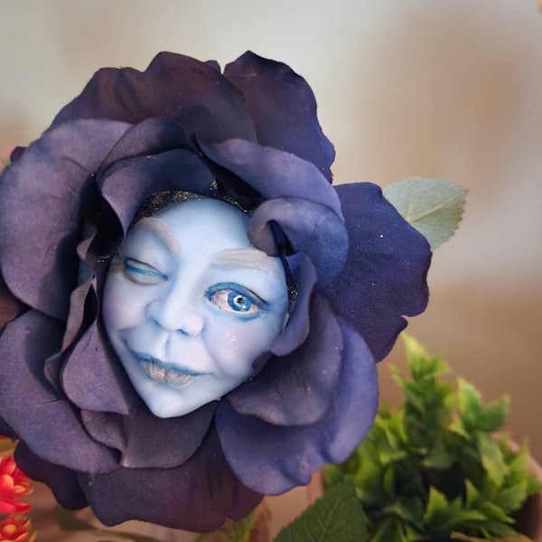 Alice in Wonderland (non) Talking Flowers ~blue Moon Rose by Sutherland ...