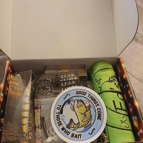 Ed's BEAST Box: BASS 19-20 Pcs Fishing Gift Box Tackle Box Fishing Gift ...