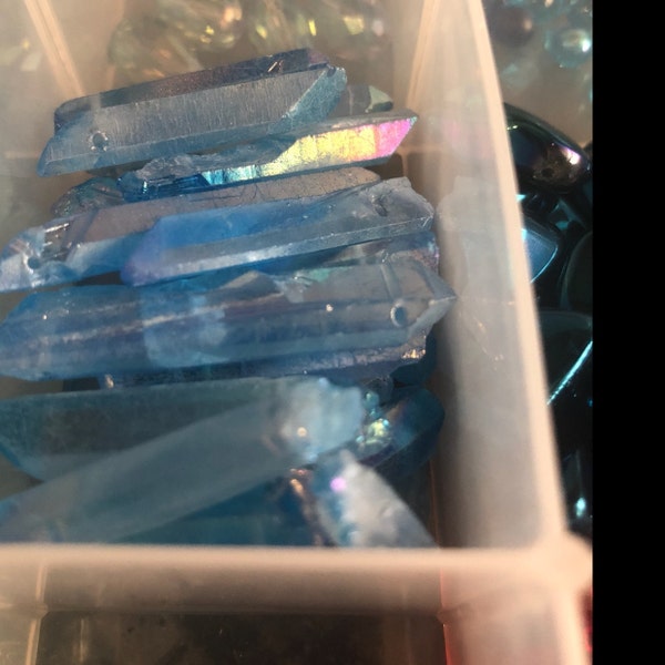 Bright Blue Aura Quartz Crystal Points Raw Crystal Quartz Point Stick ...