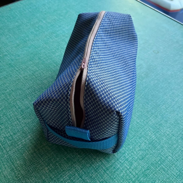 Boxy Pouch Sewing Pattern | Dopp Kit | Zipper Pouch | Boxy Bag ...