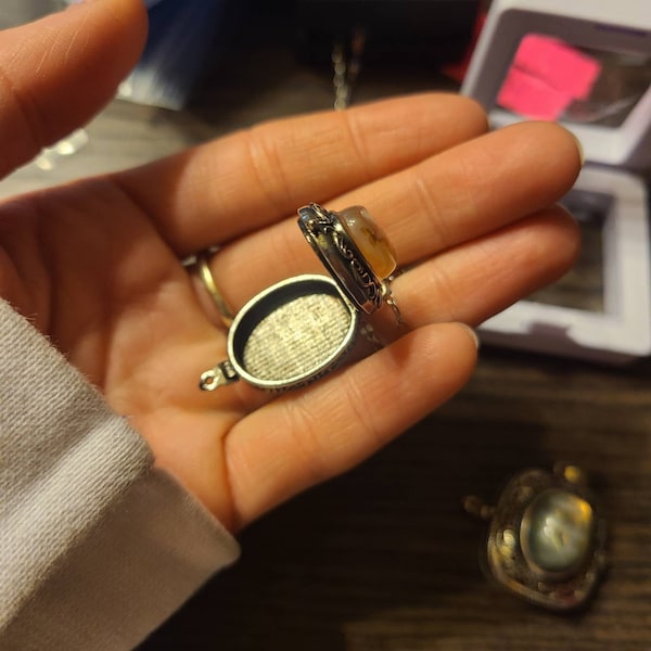 Double Point, Necklace, Different Crystal Materials, Double Terminated ...