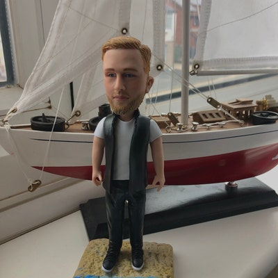 Graduation University Student Custom Bobblehead Personalized - Etsy