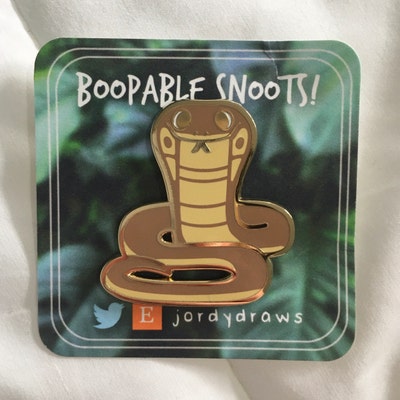 Lovable Lizard Enamel Pins - Etsy