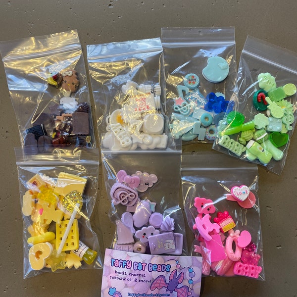 Random Kawaii Flatback Resin Cabochon - Flat Back Cute Charms for ...