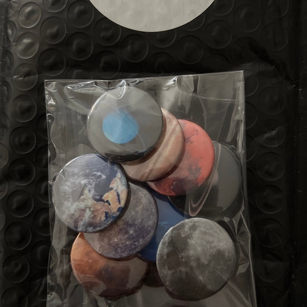 Planets + the Moon Pin Set! | 9 Piece 1 Inch Button Pin Set | Comes ...