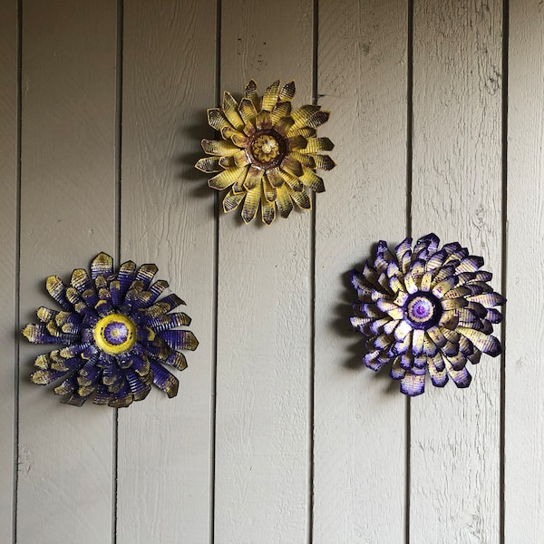 Recycled Metal Flower/ Metal Art/ Tin Can Flower/ Garden/ Yard Décor ...