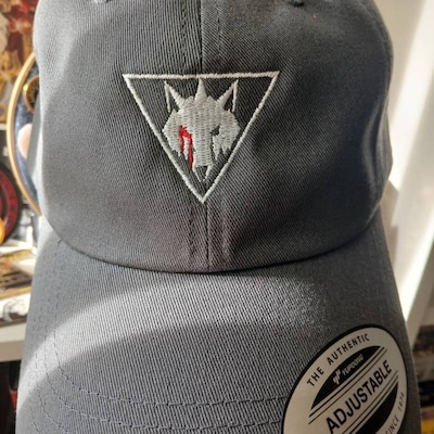 Red Rising, Howler 2, Sevro Au Barca, Die-cut Stickers - Etsy