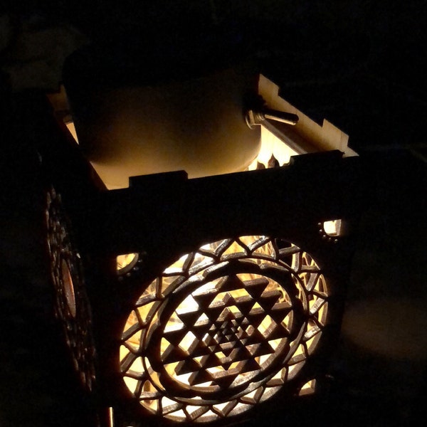 Hindu Mandala Sri Yantra Wooden Tealight Shadow Lantern Candle Holder ...