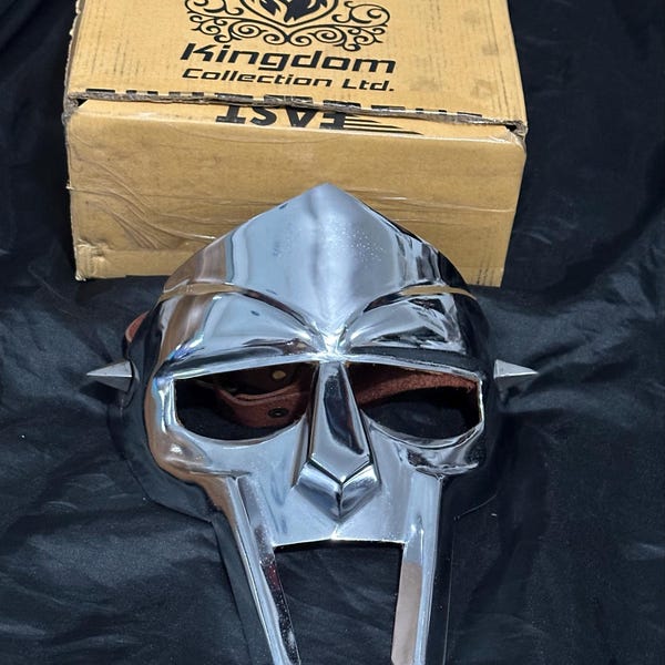 Medieval Templar Fantasy Warrior Helmet Great Templar Horn Helmet ...