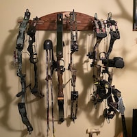 Gun Rack 8-gun Solid Oak Wall Display for Rifles and Shotguns - Etsy Canada