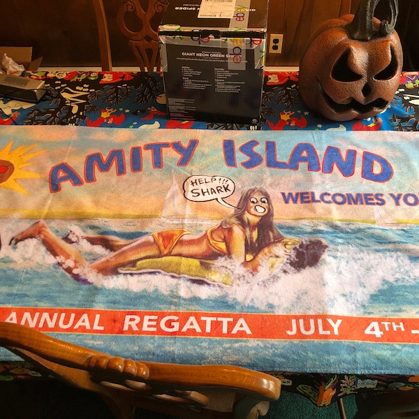 Beach Closed by Order Amity Jaws Beach Towel/ Jaws Fans/ Jaws Gifts ...