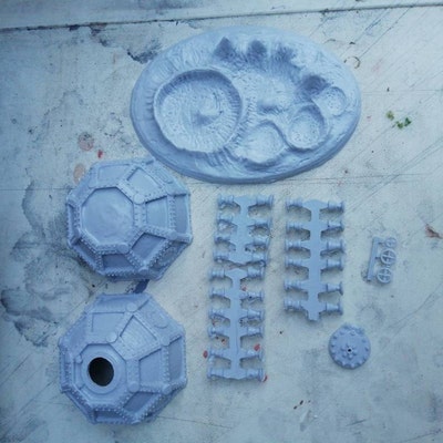 H.G. Wells 'cavorite Sphere' Sci Fi Model - Etsy UK