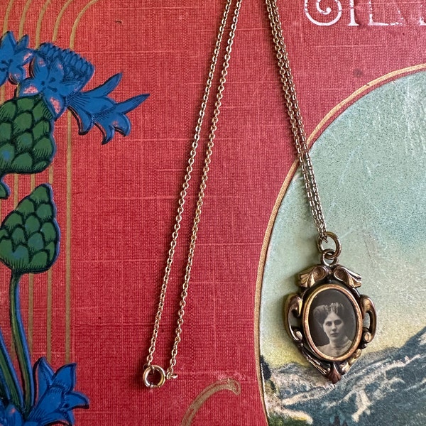 Vintage 1930s Art Deco Open Back Crystal Glass 22” Silver Tone Necklace ...