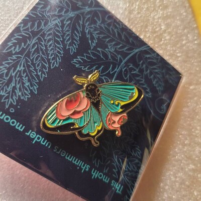 Floral Moth jade Enamel Pin - Etsy