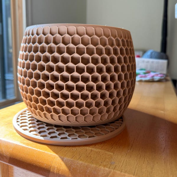 Wood Honeycomb Planter, Unique 3D Printed Plant Pot With Drainage ...