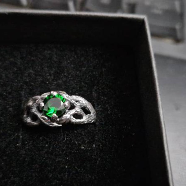 Elven Peridot Wedding Ring, Elven Engagement Ring, Dark Elven Silver ...