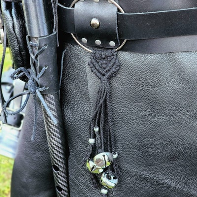 Crow Macrame Wall Hanging the Morrigu Crow - Etsy