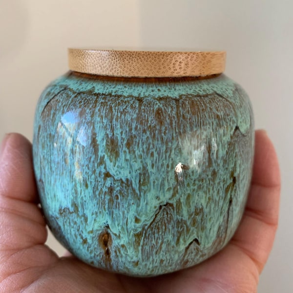 Custom Mini Ceramic Urn, Unique Dog Ashes for Memory Pot, Small Urn for ...