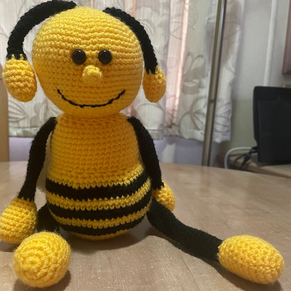 Easy Pattern Crochet Bee With Long Legs Bumblebee Amigurumi Pattern PDF ...