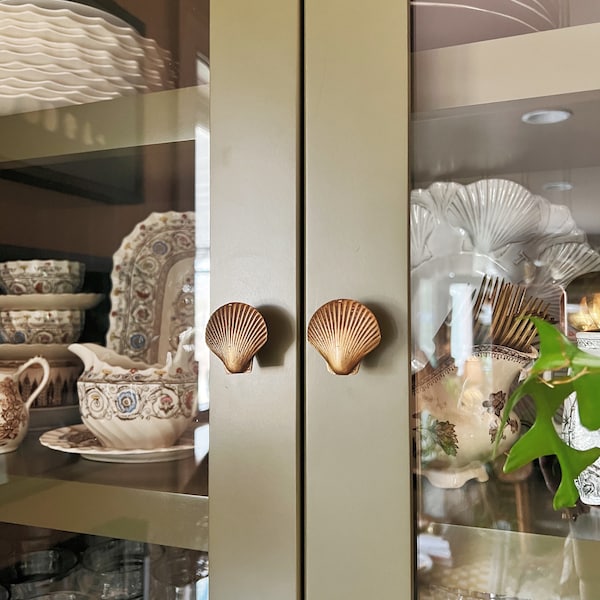 Lot of 4 Pcs Vintage CLAMSHELL SHELL Charm Solid Brass Cabinet Pull ...