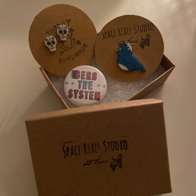 Bernie Sanders Pin Badge Birdie 2020 Revolution Not - Etsy