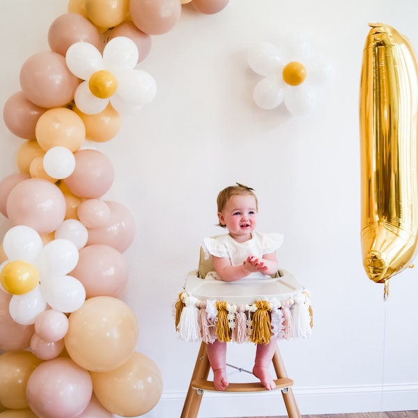 Daisy Balloon Garland Kit First Birthday Decor Baby in Bloom Baby ...