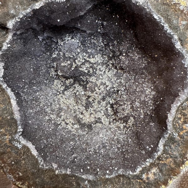 Awesome Agate Banding 9.50" Wide Purple Amethyst Quartz Cathedral Geode ...