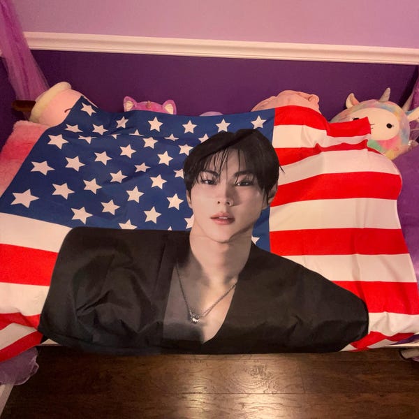 Stray Kids Felix in Black Leather Jacket American Flag, Felix American ...