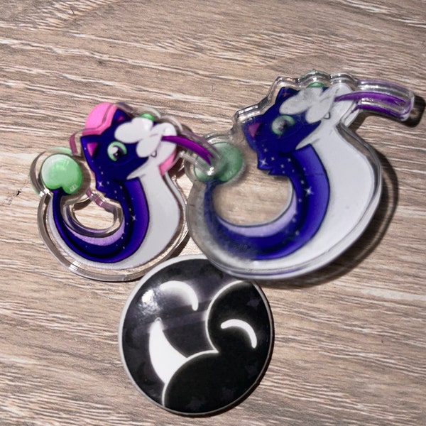 Holographic She-ra Sword Necklace - Etsy