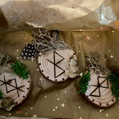 White Willow Iridescent Wand, Crystal Wand, Colors Shift Wand, Witch ...