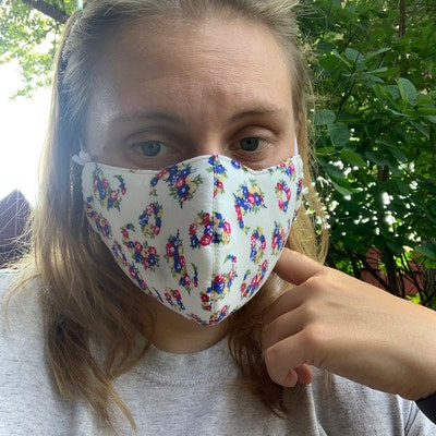 Face Masks. High Quality. 3-layers and the Filter in Between. US ...