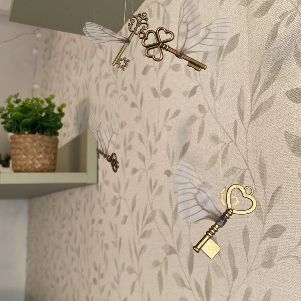 Magical Flying Keys! Christmas Tree Winged Keys, Magic Party Decor ...