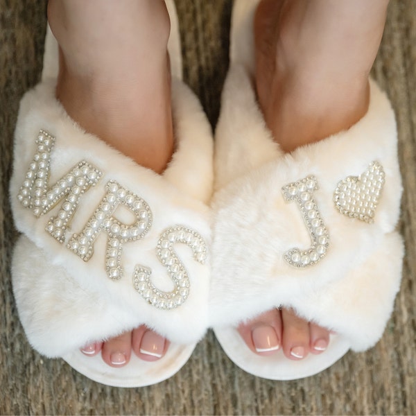High Quality Custom Bride Slippers: Personalized Mrs Slippers - Etsy