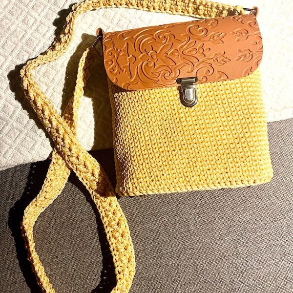 SVG Rubi Tote Bag - Etsy