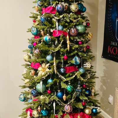 Peacock Tree Topper, Six 48 Inch Streamers, Extra Large Peacock Bow ...