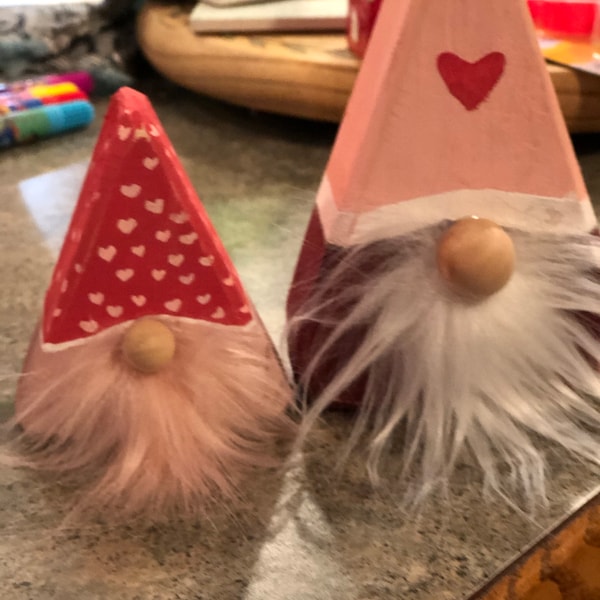 DIY Valentine Gnome Painting Kit - Spring Craft Decor - Etsy