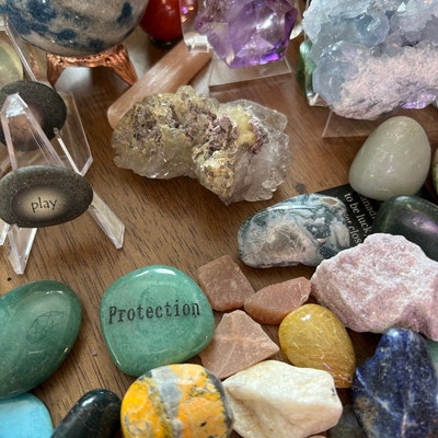 Grounding and Centering Aromatherapy Crystal Elixir Spray With - Etsy