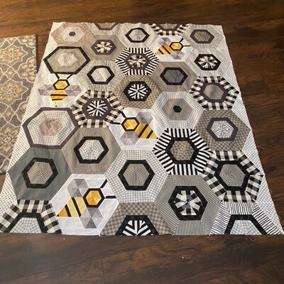 Twirl N Spin Table Runner Krista Moser Patterns Cut Loose - Etsy