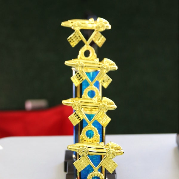 Poker/texas Hold Em Hulk Monster Individual Trophy Award FREE ENGRAVING ...