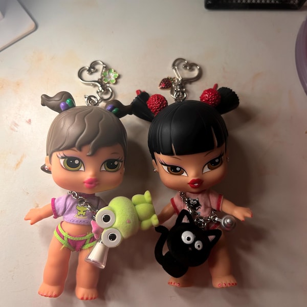 Bratz Babyz Keychain Sasha Yasmin Jade Cloe Doll With Pet Bunny Bag ...